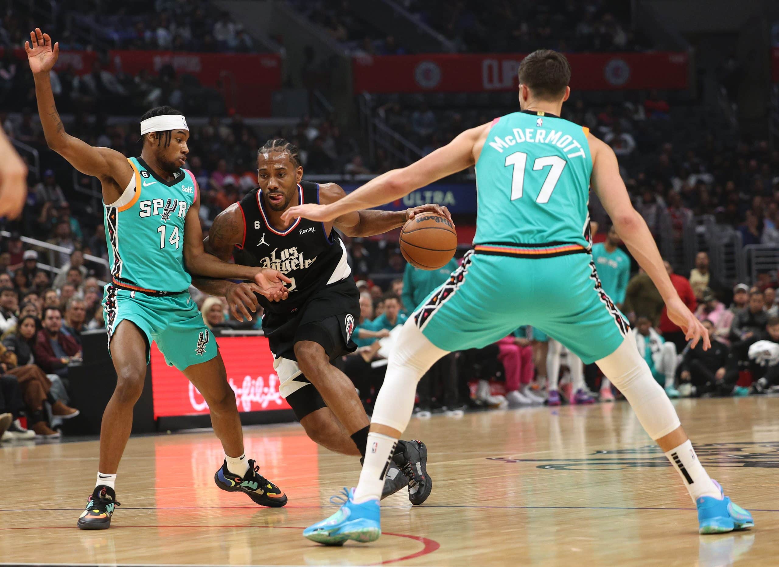 Broadcast Disruptors Bulletin: Defining the metaverse; Roblox's self ...